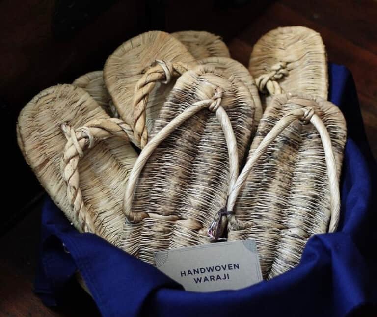 8 Types Of Traditional Japanese Footwear – Japan Truly