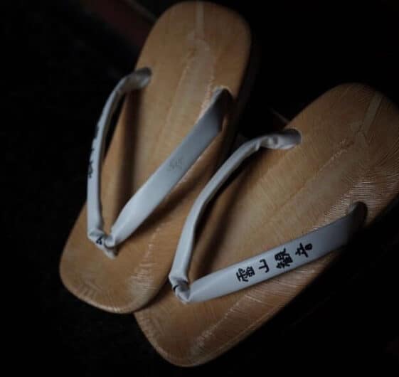 8 Types Of Traditional Japanese Footwear – Japan Truly