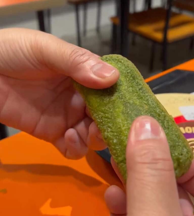 Burger Kings Japan Kyoto Tea Matcha Pie Review: A Unique Fusion of Fla ...