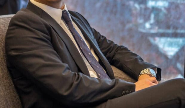 Uniqlo Japan Offers Custom Suits: Snappy Style Without the Steep Price ...